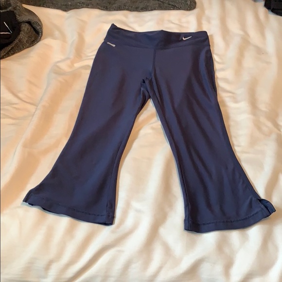 Nike | Pants & Jumpsuits | Nike Capri Pants | Poshmark